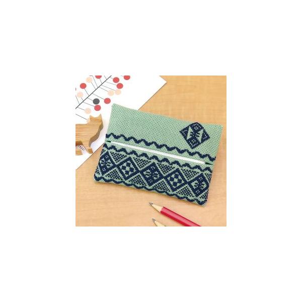 【取寄品 出荷：約5−9日 土日祝除く】津軽地方の人が厳しい冬をしのぐために、布に木綿糸で刺したのが始まりとされるこぎん刺し。