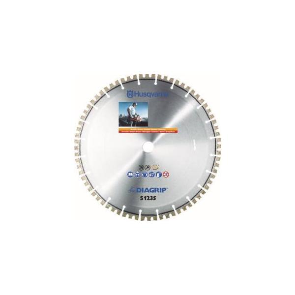 【取寄品 出荷：約3−7日 土日祝除く】最高級ダイヤをダイヤグリップ製法で配列しました。