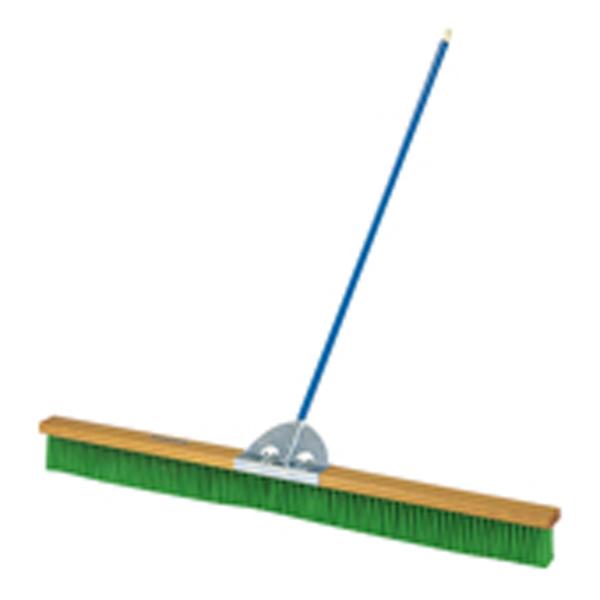 穴開きバーエンド仕様。収納時には柄の先端の穴に紐を通してフックなどに掛けてください。[商品詳細]●サイズ（ｃｍ）：長さ 152 ｘ幅 120 、毛長： 11 ｃｍ●自重： 5 ｋｇ●材質 / ブラシ：ＰＥＴ、柄：スチール●日本製[その他]各...