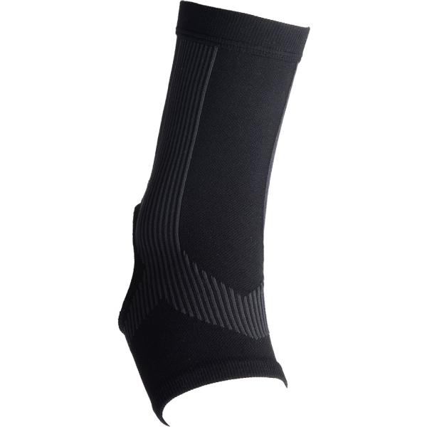 水中でも動きスムーズ。関節の動きを妨げず通気性の良いメッシュ編みで動きやすく。[商品詳細]●素材：ナイロン９０％、ポリウレタン１０％●サイズ：フリー（足首周り１６〜２６ｃｍ）●仕様：テーピング効果で足首をサポートし水中での不安定感を軽減。衛...