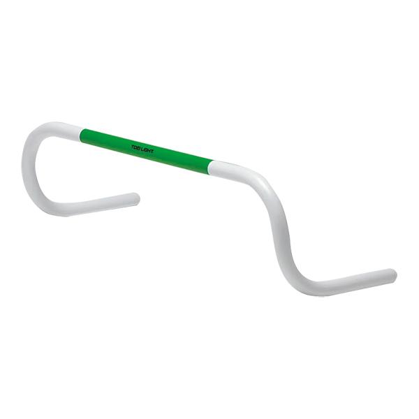 効率の良いサーキットトレーニングが可能。さらにハードル中央部にあるマークは集中力アップにも効果的で基礎トレーニングにおすすめです。倒れても起き上がる低重心構造。表面は持ちやすいグリップ加工。 こちらの商品は返品、交換はお受けしかねますのでご...