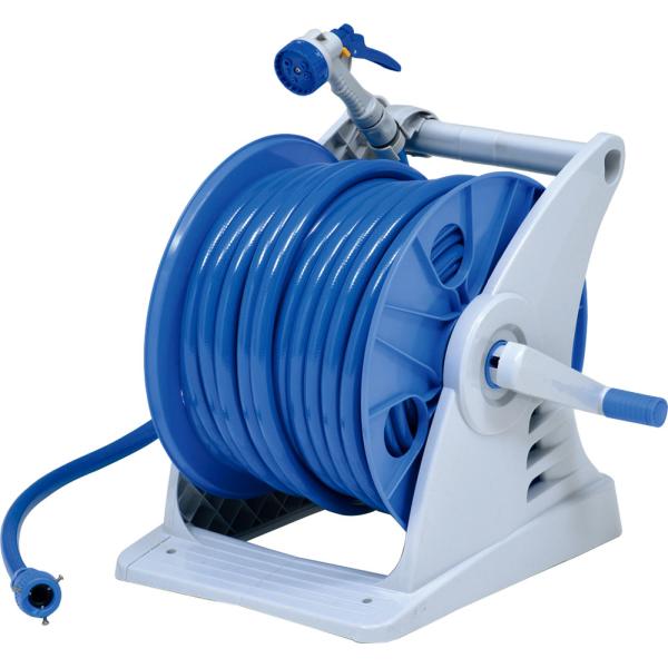 ８種類の水流が選べるノズル付。ノズルホルダーでノズルをすっきり収納。[商品詳細]●サイズ：幅４４．５×奥行４３．５×高さ４１．５ｃｍ●重量：１０．２ｋｇ●素材：ポリプロピレン●２０ｍｍ（内径１５ｍｍ）耐寒・耐圧ホース５０ｍ付●専用ノズル付[...