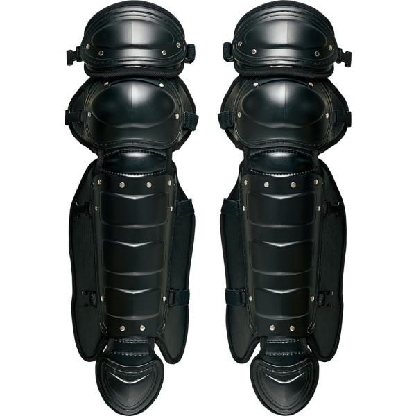 硬式用レガーツのコストパフォーマンス品。キャッチャー防具関係の中で消耗度が一番激しいレガーツの買い換え用として最適なモデル。[商品詳細]●素材：ポリエチレン●サイズ：膝から足首部３６０×全長６５０ｍｍ●重量：約１１００ｇ（両足）●付属品：収...