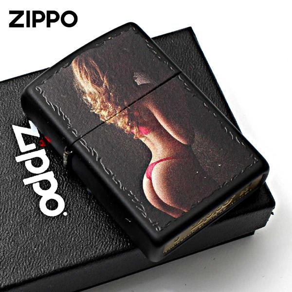 男心をくすぐる、刺激的でキュートなデザインをプリントしたUSAデザインのZIPPO。ベースは、「No.218 Black Matte」指紋が目立たない万能な仕様で普段使いにオススメ！US加工品ならではの、「キャンドボトム」です。（外縁に対し...