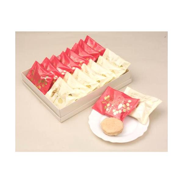 ダックワーズを焼き、自家製の甘酸っぱいブルーベリージャムとクリームチーズをサンドしました。■社名：株式会社かおる堂（秋田市川尻町大川反170-82）■内容量：15個（ブルーベリー味とクリームチーズ味）■原材料：クリームチーズ（卵白・粉糖・ア...