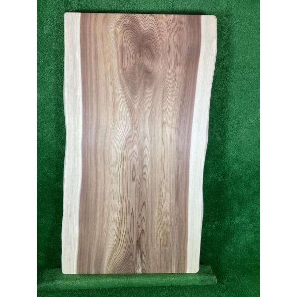 秋田県産の天然秋田杉の一枚板です全長約125センチ上巾約64センチ中巾約65センチ下巾約70センチ板の厚み約5.8センチ重さ約19キロ乾燥材です両耳、全面240番のサンダー仕上げ済みです直ぐに塗装が出来る段階まで仕上げてあります沖縄、離島は...