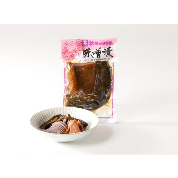 きゅうり、大根、にんじんを彩よく、自家製味噌で３回漬け替えし、まろやかな味に仕上ております