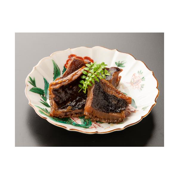 かんぶつの吉田は秋田県南部の湯沢市にある乾物専門店です内陸部に位置する湯沢市はは海から遠く、昔は新鮮な魚介類は手に入りませんでしたが、北前船のおかげで北海道産の昆布をはじめ当時希少な塩蔵品や乾物が手に入りましたそのため古くから乾物や塩蔵物を...