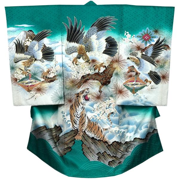 【お宮参り 着物 男児 正絹 祝着】力強さと吉兆を一つに込めた、男の子のお宮参り用祝着です。深みのある翡翠色（グリーン系）を基調に、鷹・虎・松・富士・梅が豪華に描かれた、金刺繍も入って格式高い一枚に仕上がっています。七五三までお直し対応可能...