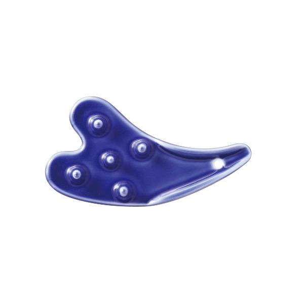 年齢を重ねた頭皮と髪を美巡ケア。ワンランク上のスキャルプエイジングケア。美巡ドレナージュをサポートするビオーブ ピュリム オリジナルかっさ。頭のカタチに沿った長短の突起と大小の曲線が頭や頬、体にフィット。心地よいマッサージ時間を提供します。