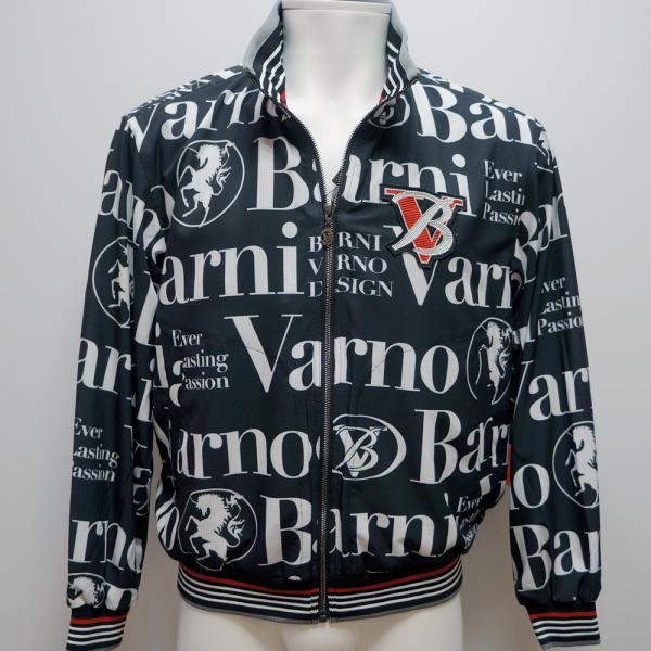 定価　税込み価格￥53900品番　BSS-PBS5512-09素材　　ポリエステル100カラー　ブラックサイズ　　M肩幅　53身幅　61　（脇下10センチの所）袖丈　62着丈　67　（衿下から）サイズ　　L肩幅　54身幅　64　（脇下10セ...