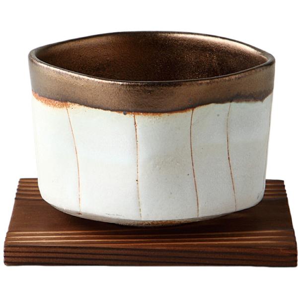 ＜商品内容＞いっぷく碗×1/φ9×6.cm＜材質＞陶器＜産地名＞万古焼＜箱サイズ＞12×12×10cm＜箱種＞ボール箱＜重量＞150g＜付属品＞敷板×1＜備考＞【商品の在庫数について】弊社の他店舗との併売により在庫数は常に増減しており、表示...