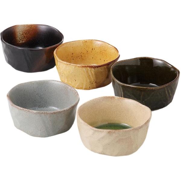 ＜商品内容＞小鉢×5/φ10×4.8cm＜材質＞磁器＜産地名＞美濃焼＜箱サイズ＞23×33×5.5cm＜箱種＞化粧箱＜重量＞1200g＜付属品＞-＜備考＞【商品の在庫数について】弊社の他店舗との併売により在庫数は常に増減しており、表示の在庫...