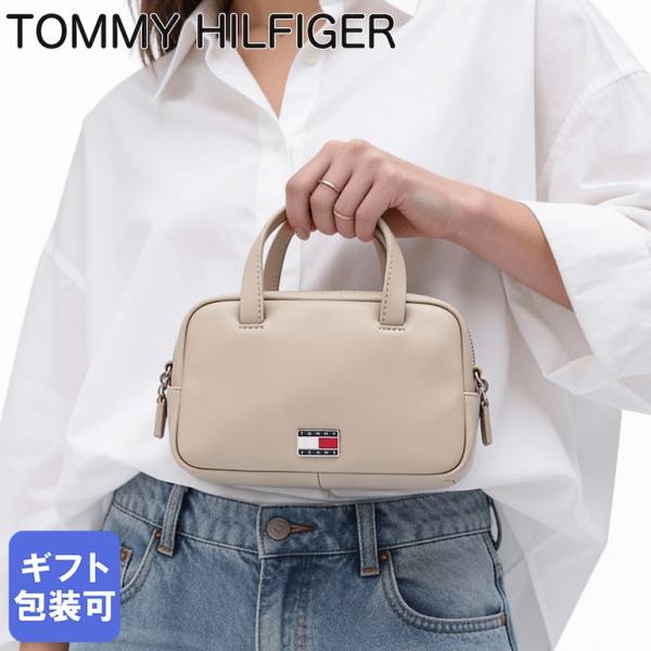 【2026春夏新作】[型番] AM0AW18084 ABY SAND[サイズ（約）] 本体 : 高さ13cm 幅21cm マチ7cm / 持ち手 : 高さ7cm 長さ24cm / ショルダーストラップ : 140cm-144cm(調整可能、...