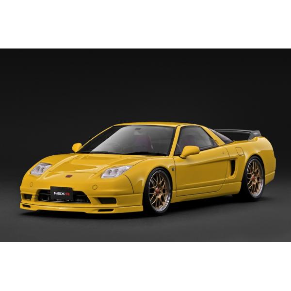 【発売日：2026年12月31日】「NSX-R (NA2)」を1/18スケールレジンモデルで再現。ボディカラー：イエロー。BBS RG-Rタイプ18インチホイール(ポリッシュ＆ゴールド）にローダウン仕様。フロントリップスポイラー、純正リヤス...