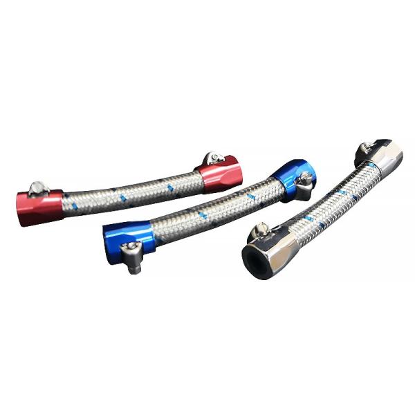 【メーカー】　当店オリジナル【適合車種】　NISSIN別体式マスターシリンダー用【ホース長】　約120mm【カラー】　レッド、ブルー、メッキ (※選択して下さい)【特長】NISSINの別体マスターをラグジュアリーにカスタムするパーツです！※...