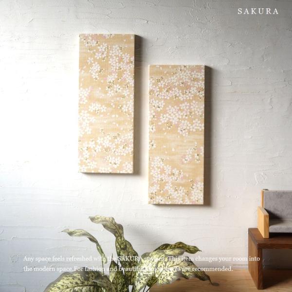 ■和室用　SAKURA 桜■SIZE ：500×200×25mm■付属品 ：ファブリックパネル専用フック、説明書春らしい淡いピンク色の桜を一面に描いたデザイン。ベースがベージュのぼかしになりほっこりした印象です。淡い色合いが他のインテリアと...