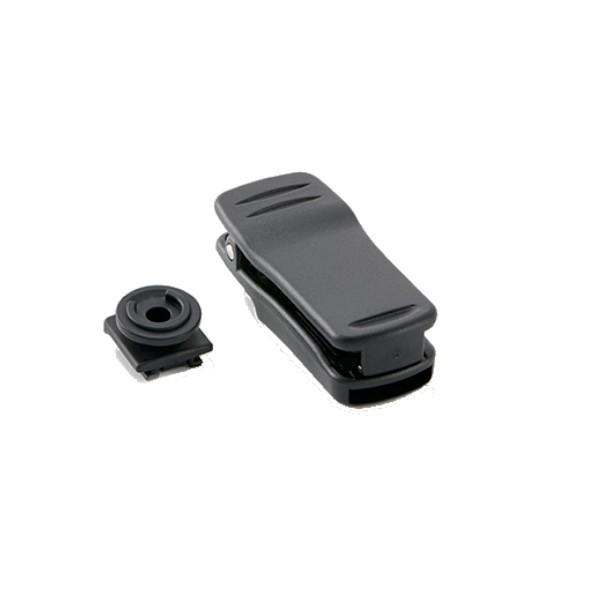 【インボイス対応済】アルインコ製のデジタル小電力コミュニティ無線と組み合わせてお使い頂けます。1回転で簡単着脱できます。体の動きに合わせてスイングするのでフィット感が抜群です。アンテナが体に接触しにくいので、通話距離が延びます。