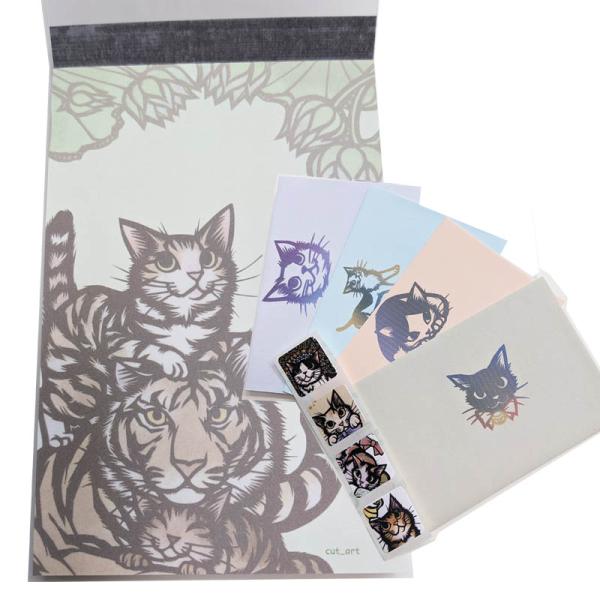 cut_artよりミニ封筒とシール付きメモ帳が入荷しました。表紙は無地で透ける素材です。メモ用紙に採用された絵柄が透けて見えるキュートなメモ帳です。※封筒、シールの色・柄はお選びいただけません。サイズ　12cm×8cm※多少の誤差はご容赦く...