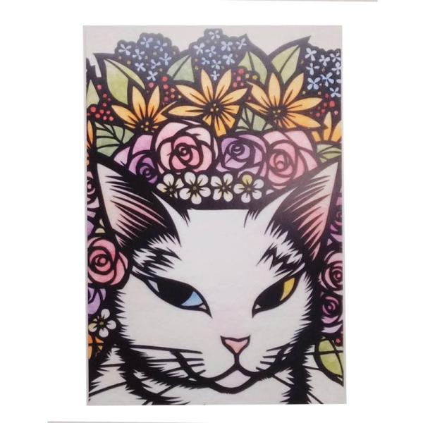 切り絵アート作家 さとうみよさんの作品ががポストカードになりました。作品名　ブルーレースオッドアイの猫と色とりどりの花が豪華です細かな切り絵と色彩が素晴らしい1枚です。切り絵/CUT　ARTのポストカードです美しい色合いと、緻密な切り絵の技...