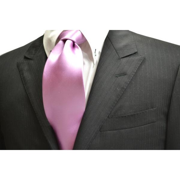 日本製 MADE IN JAPAN メイドインジャパン：京都西陣織シルク100％手縫い縫製。天然ウール芯。表裏同生地(通常より2割多く生地を使用)ネクタイ幅（大剣）：8cm／ネクタイ長さ：146cm