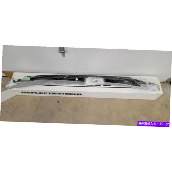 バグシールド Deflecta-Shood Hood Bug Stone Shield Tinted GMC Sierra 1999-2006 01 02 03 99 04 Deflecta-Shield Hood Bug Stone Sh...