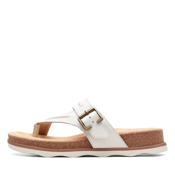 商品名: Clarks Brynn Madi Flat Sandal, White Leather, 7 Medium Clarks Brynn Madi Flat Sandal, White Leather, 7 Mediumブランド: ...
