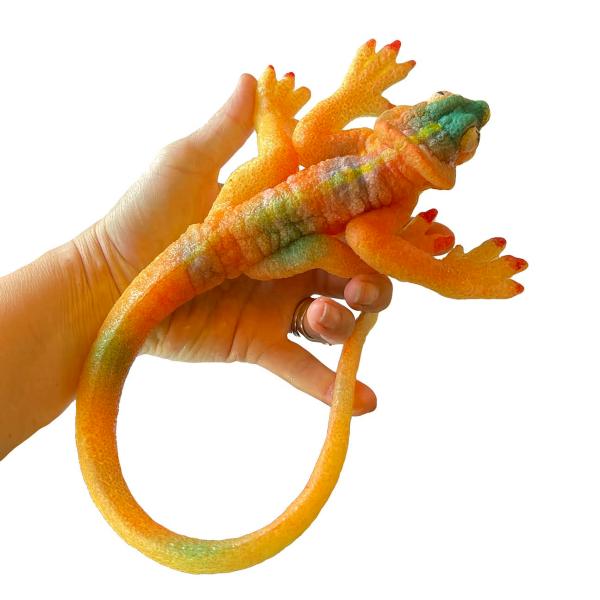 商品名:  1 Jumbo Grow a Lizard in Water - Add Water and it Grows up to 19" - Reptile Lover Gift - Fun Critter Toy Bath Fun ...