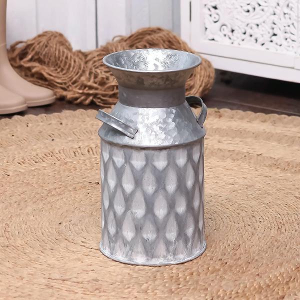 商品名:  12 Inch Farmhouse Milk Jug Flower Vase Rustic Galvanized Metal Milk Can Vase French Country Vintage Decorative Flo...