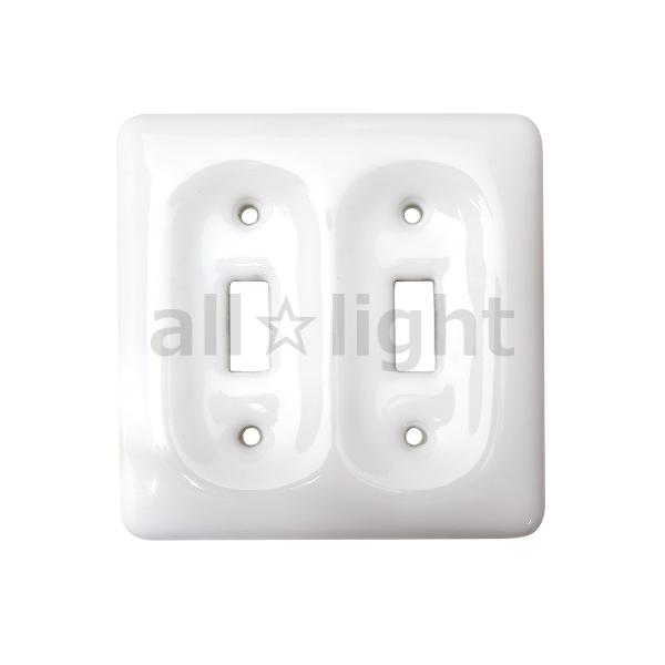 シリーズ名： アメリカンスイッチ（トグルスイッチ）プレート　　　サイズ：W116×H116（mm）素材：陶器マイナスネジ 4個付き入荷時検品を行っておりますが、陶器製品につき、サイズ・形・色味・重量などに多少の個体差がございます。また、小さ...