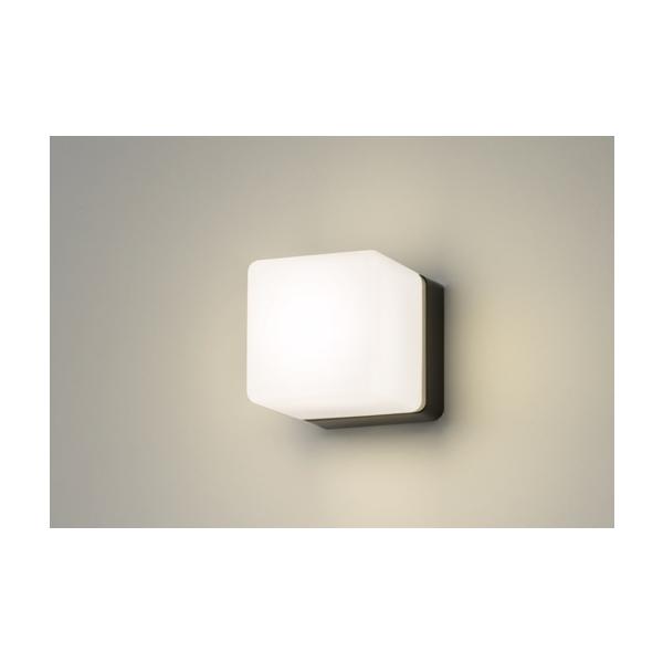 メーカー：TOSHIBA/東芝ライテック　　 材質：アルミダイカスト（ブラック）ガラス（乳白、フロスト）サイズ：出152mm×幅□120mm質量：1.0kg消費電力：4.2W器具光束(lm)：340保護等級：IP23光源寿命：40000時間...