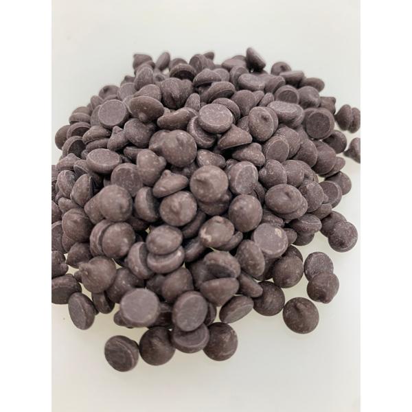 ■内容量 10kg■名称 準チョコレート■メーカー 不二製油株式会社■保存方法 直射日光を避け、20℃以下に保管。臭い移りのおそれのない場所に保管して下さい。■発送方法 常温便・クール便（夏季のみ冷蔵）■原材料 砂糖、植物性油脂、ココア、カ...