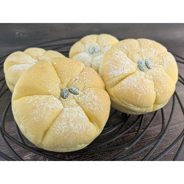 【発売日：2026年09月01日】■内容量77g×80個■メーカー敷島製パン株式会社■保存方法-18℃以下で保存して下さい。開封後は、お早めにお召し上がりください。■発送方法クール便（冷凍）■原材料小麦粉（国内製造）、かぼちゃクリーム、カス...