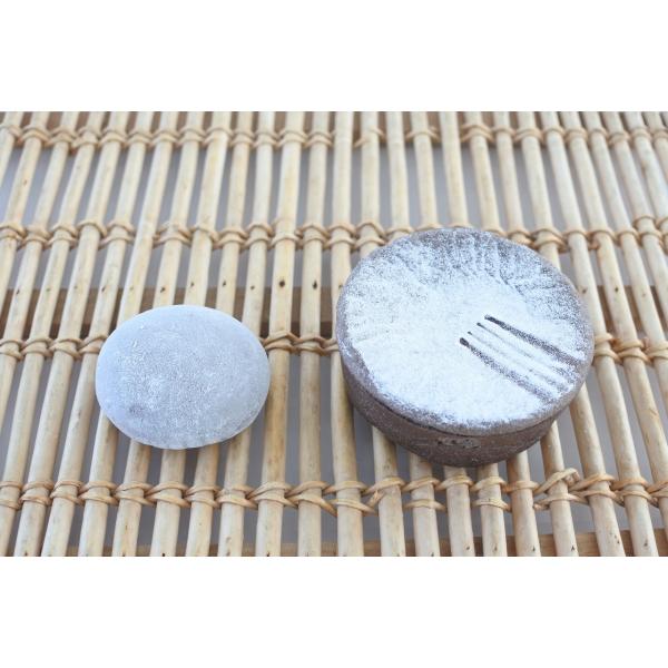 ■内容量 79g×96個■メーカー 敷島製パン株式会社■保存方法 -18℃以下で保存して下さい。開封後は、お早めにお召し上がりください。■発送方法 クール便（冷凍）■原材料 チョコレートフラワーペースト（国内製造）、小麦粉、砂糖、ショートニ...