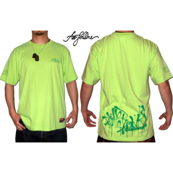 味あるトリッキーマーキングが輝るバイオレンスタグ Ｔシャツ。プリントカラーにあわせて様々なカラーコディネートが楽しめる便利な逸品。Kyasone : HIPHOP、HARDCORE等、様々なストリートカルチャーを吸収し独自のグラフィティーア...