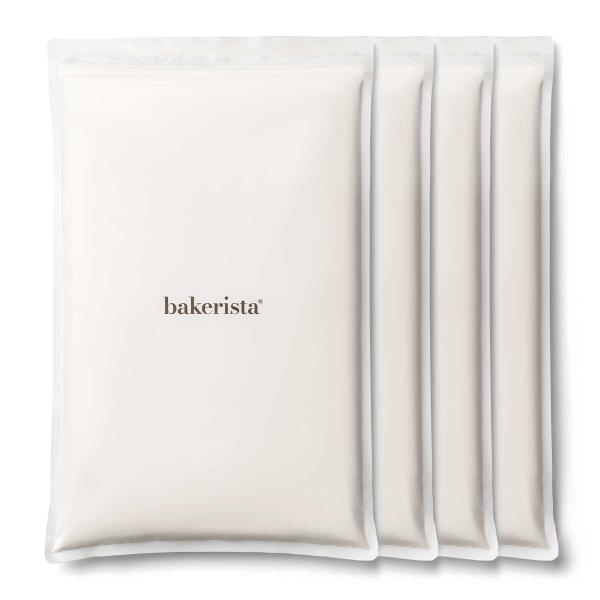 北海道産スペルト小麦粉。パン用小麦の原種にあたり、10,000年以上前の南ヨーロッパで栽培されていたといわれています。また、人工的な手がほとんど加わっていないため、普通小麦粉と比べて薫り高く、ビタミンやミネラル豊富でしっかりとした味わいです。