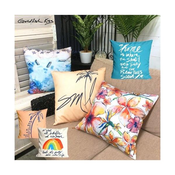 シアトル発サーフアーティスト「Goldfish Kiss（ゴールドフィッシュ・キス）」のアートデザインクッションカバー 両面プリントクッションカバーハワイアンなインテリアにぴったりなアートが映えるクッションカバーです。片面はお洒落な全面アー...