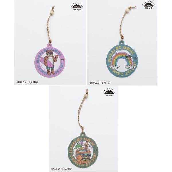 【 Kahiko × MULGA THE LIFE 】オーストラリアの人気アーティスト「モルガ」と SURF&amp;PALMS のコラボエアフレッシュナー。モルガ ザ ライフ エアフレッシュナーヴィヴィットな色彩と、愛らしくも個性的なキャ...