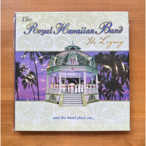 The Royal Hawaiian Band It's Legacyロイヤルハワイアンバンド レガシーCD付きロイヤルハワイアンバンドの歴史をまとめた書籍全18曲入りのCD付き128ページサイズ：25x26cm