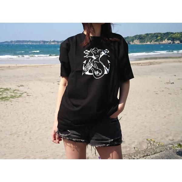 ハワイで急成長中のアパレルブランド Get Salty（ゲット・ソルティー）。ワイキキで開催されたボートレースに出場する際、ブレアのライフスタイルを表現した"Get Salty"という文字を入れたキャップを作ったところ仲間の間で話題に！ソル...