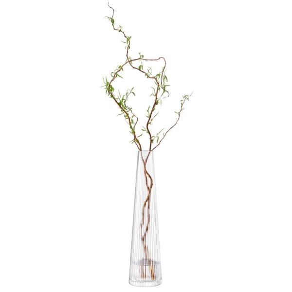 熟練の職人技が光る、吹きガラスと粉体塗装スチールを組み合わせた、洗練されたキャンドルホルダー。モジュール式デザインで、ガラスベースは花瓶としても使用可能。光と影が美しく反射し、空間に暖かみを添えます。スチール製ディスクは取り外し可能で、ガラ...