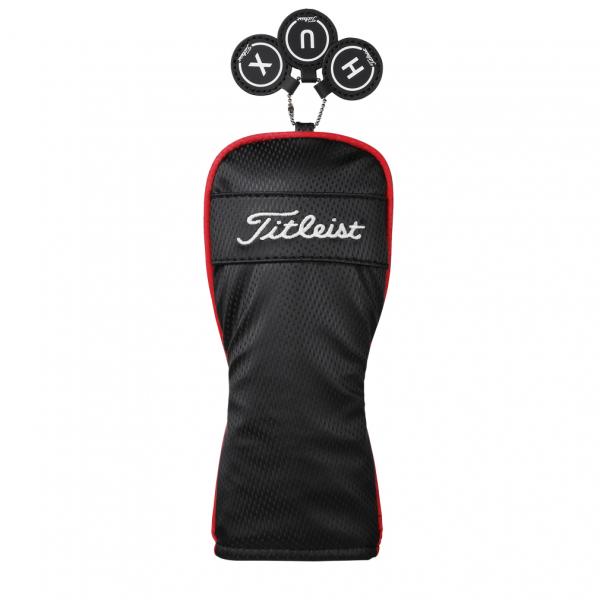 ◇クラシックなデザインに機能を持たせたコレクション。ロゴ部分がストラップになっているため、手を入れて簡単に取り外し可能。 ■カラー：ブラック×レッド ■素材：PUレザー ■対象クラブ：ユーティリティ ■付属番手(No.)：U、H、X ■生産...