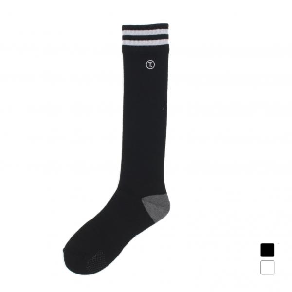 ◇ロゴワンポイント＆配色ラインが特徴のハイソックス。 ◇機能：接触冷感、UVカット、吸水速乾、抗菌防臭、底パイル、滑り止め再生素材使用。 ■カラー： ホワイト ブラック ■素材：ポリエステル レーヨン その他 ■生産国：中国 ■2025春夏...