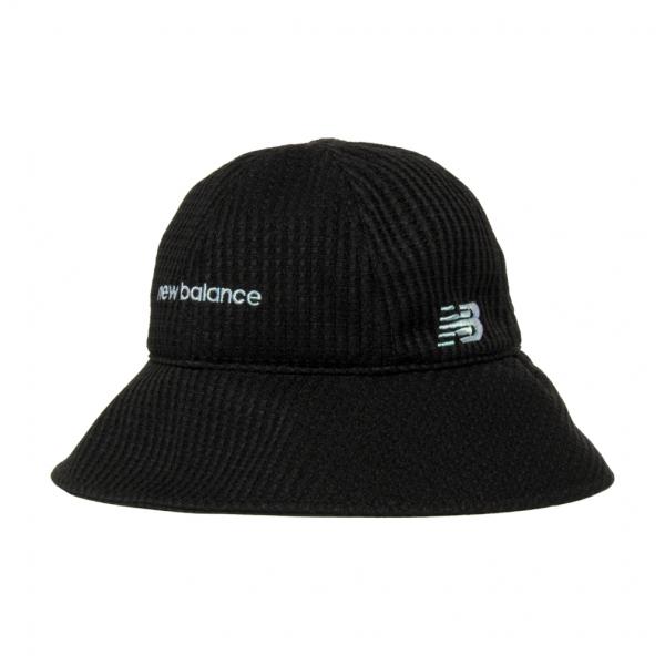 ◇ナチュラルな風合いのワッフル素材バケットハット。ロゴ刺繍がさりげないアクセント、快適なかぶり心地。 ◇吸汗速乾すべり/サイズアジャスター機能/頭囲：56cm/庇：7.5cm ■カラー(メーカー表記)： ホワイト(030：ホワイト) ブラッ...