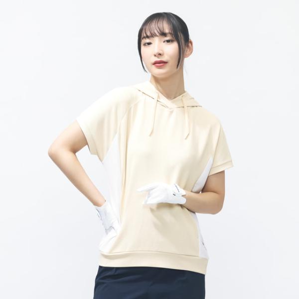 ◇-5度以上の涼感性で暑い夏を快適に！iCOOLフレンチスリーブフードシャツ ◇フレンチスリーブで軽快な印象に、袖丈は長めの設計で二の腕周りをカバー。 ◇1枚で着ても様になるフード付きデザイン。 ◇ゆったりとした身幅のワイドシルエット。涼感...