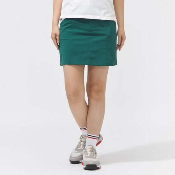 ◇シンプルスポーティなデザインで幅広いコーディネートで活躍するゴルフスカート。 ◇ たて方向への切替ラインでIラインを強調し、すっきりとしたシルエットに。 ◇ ベルトとポケット口の配色ラインや左前のロゴ刺繍が、フランスらしい遊び心と上品さを...