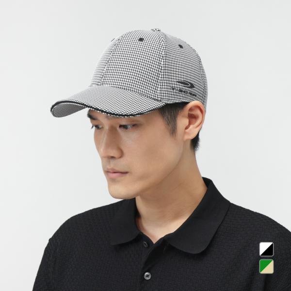 ◇秋冬素材のキャップ帽子！千鳥チェック生地がクラッシックでレトロ感もあり素敵にコーディネイトできます。イヤーカーブパターンを採用。耳にキャップの裾が当たりにくい構造の為、着用時のストレスを軽減してくれます。ゴルフやスポーツ、普段など様々な用...