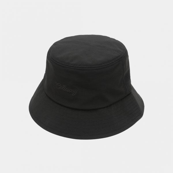 ◇穴が無数に空いた軽量のドットメッシュ素材のハットです。素材の通気性に加え、後面に大きなベンチレーションにより、ハット内の蒸れを軽減し、快適な被り心地です。同色系のロゴ使いでシンプルなデザインなので、日常使いにも最適なアイテムです。 ■カラ...