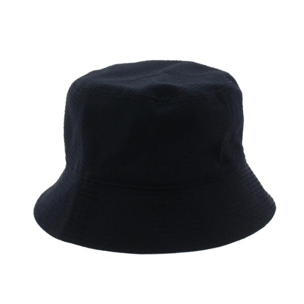 ◇表側シアサッカー、裏側クローズドメッシュ素材のリバーシブルバケットハット。裏側はリップルロゴの総柄。 ◇吸汗速乾すべり サイズアジャスター機能 頭囲/60cm 庇/6cm ■カラー(メーカー表記)： ネイビー(120：NB NAVY) ホ...