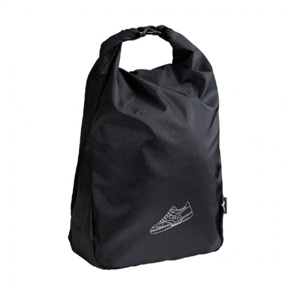 ◇いろんなサイズのシューズにぴったりフィット!◇裏はメッシュ生地で蒸れにくい■カラー:ブラック×シルバー■素材:ポリエステル(裏加工PU)■質量:約70g■サイズ:L26×W12×H42cm■生産国:ベトナム■2025年モデルアルペン al...